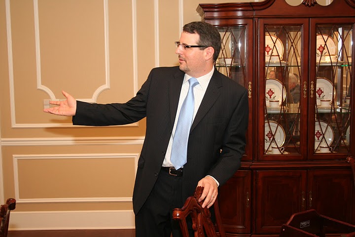 Dr. Bates Receives Faculty of the Year Award at Annual Awards ...