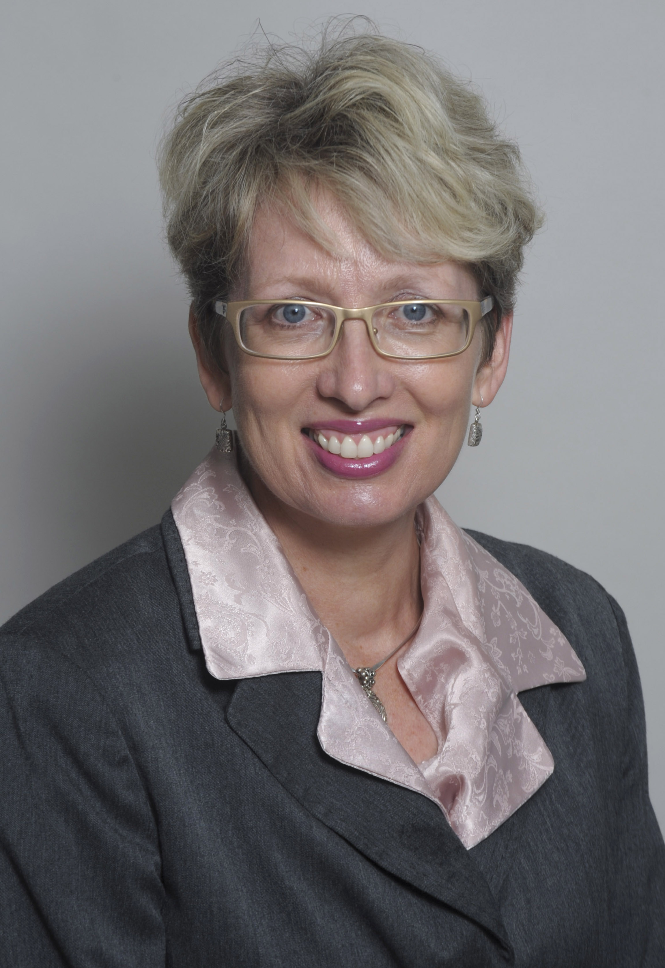 McMillin named president of Blue Mountain College | Old School | Summer ...