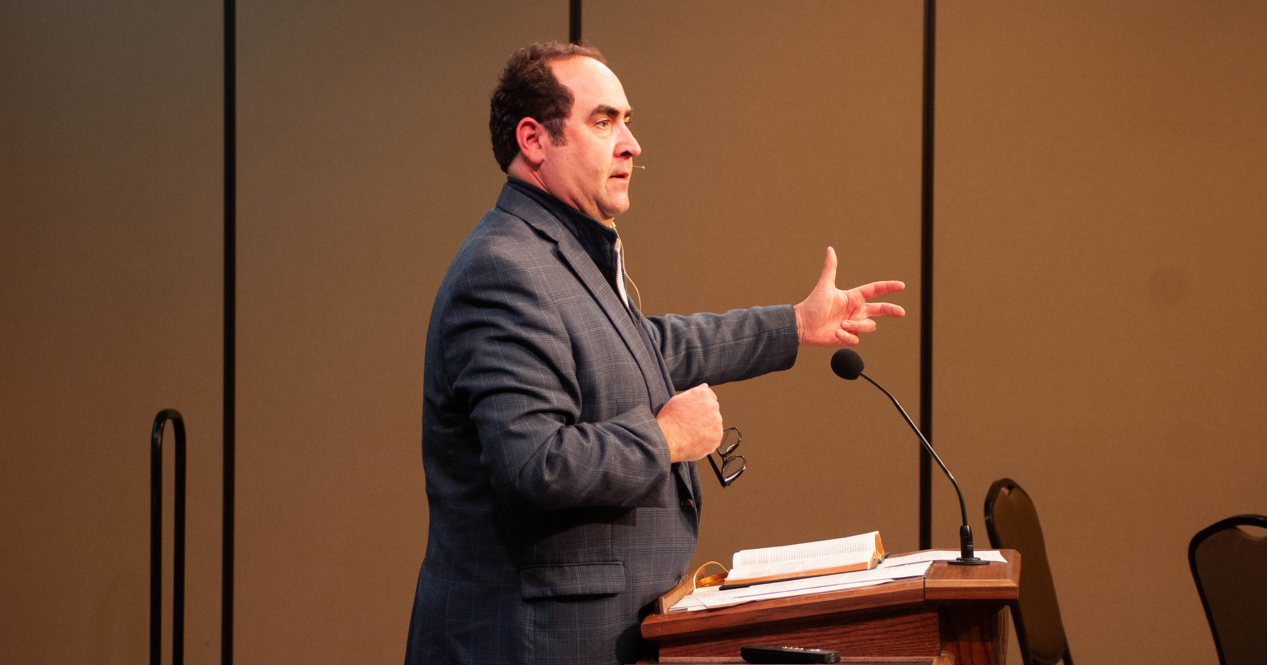Gignilliat speaks on Ecclesiastes at 10th annual Ryan Center Bible ...